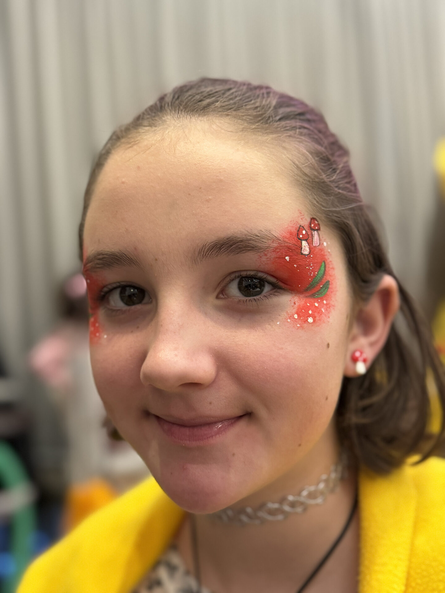 Worcester, MA Face Painter & Balloon Twister: Alyssa H